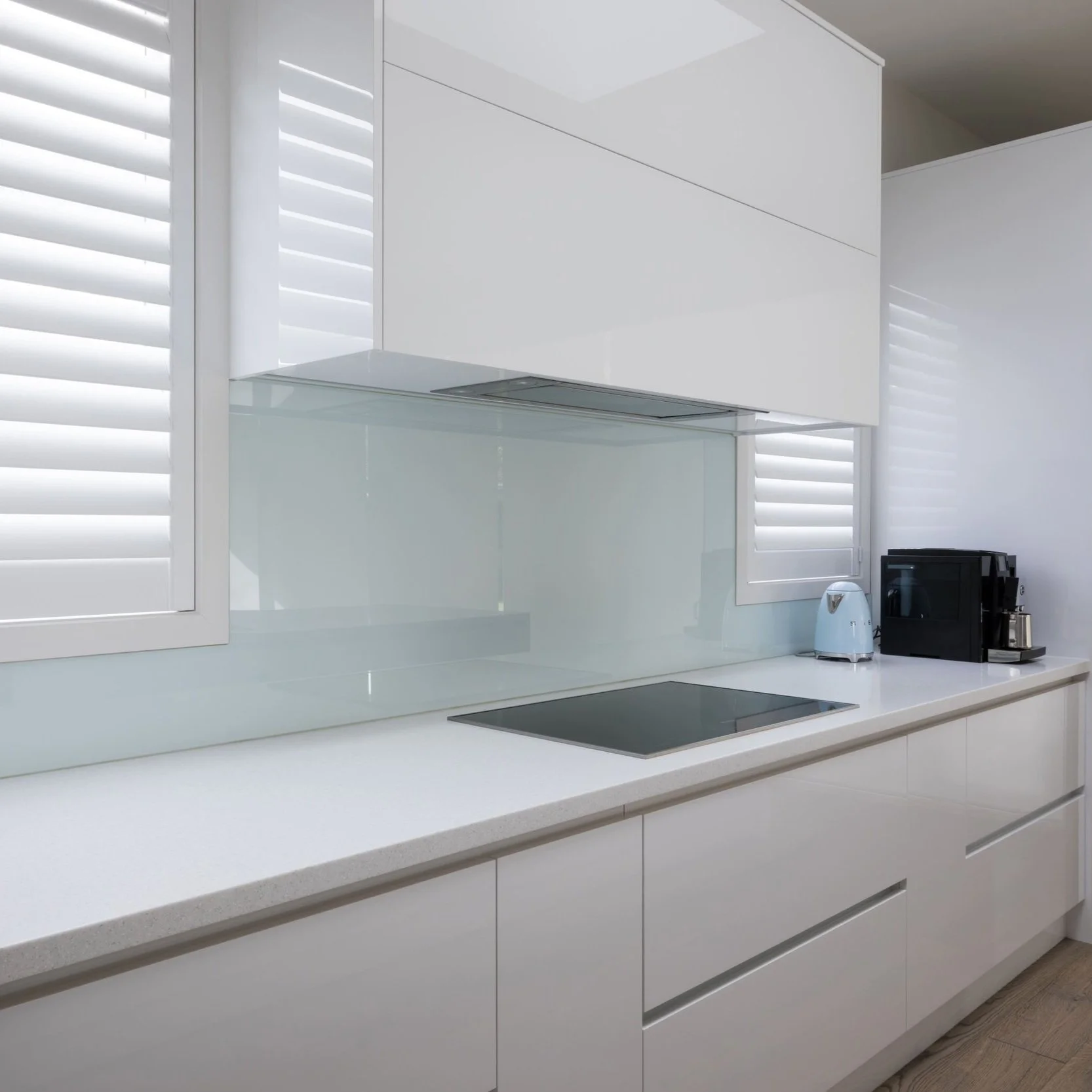 Corian Acrylic Benchtops — Freeform Laminates and Stone