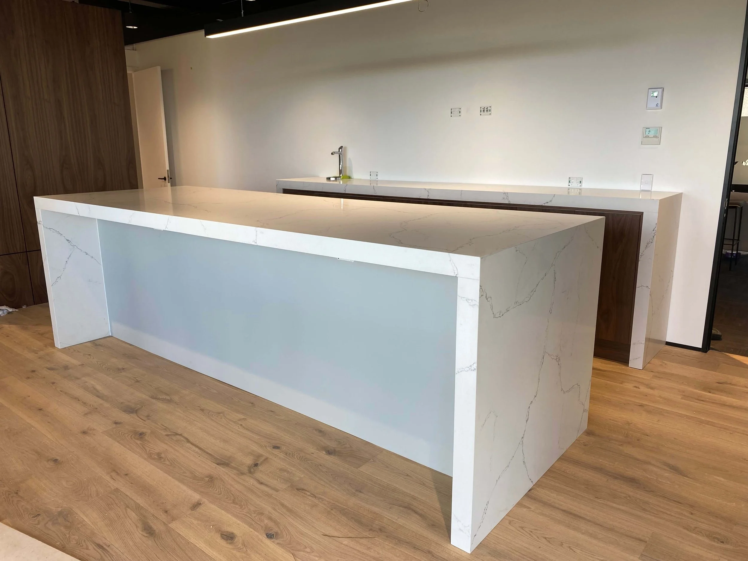 Stone — Freeform Laminates and Stone