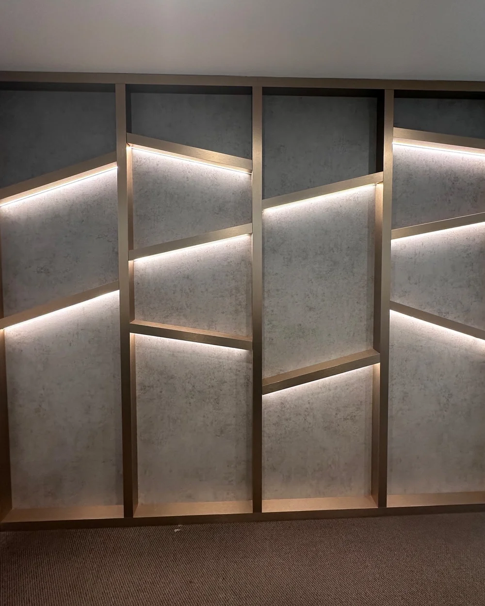 Laminate Colours — Freeform Laminates and Stone