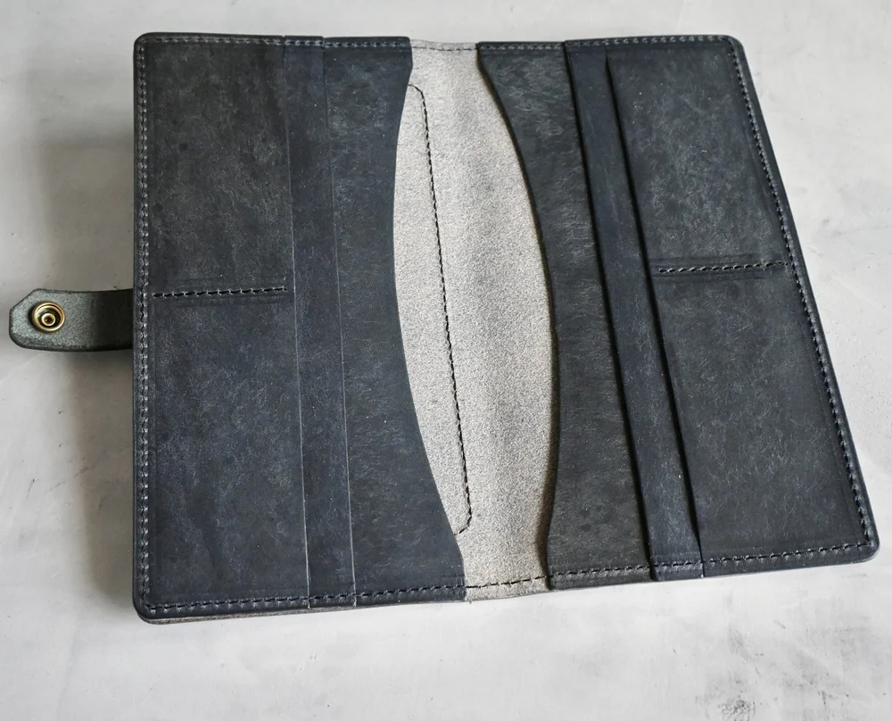 Handmade Leather Zipper Pouch — Stitch & Rivet