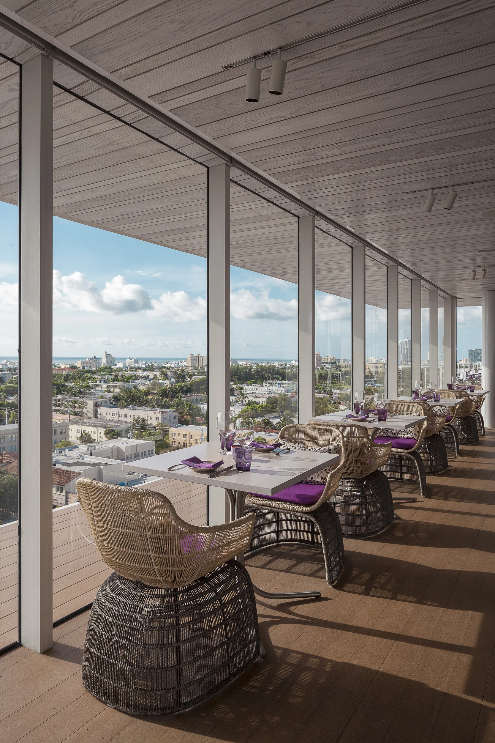 Alejandro Barrios Carrero Interiors Juvia Restaurant Miami — MICHAEL ...