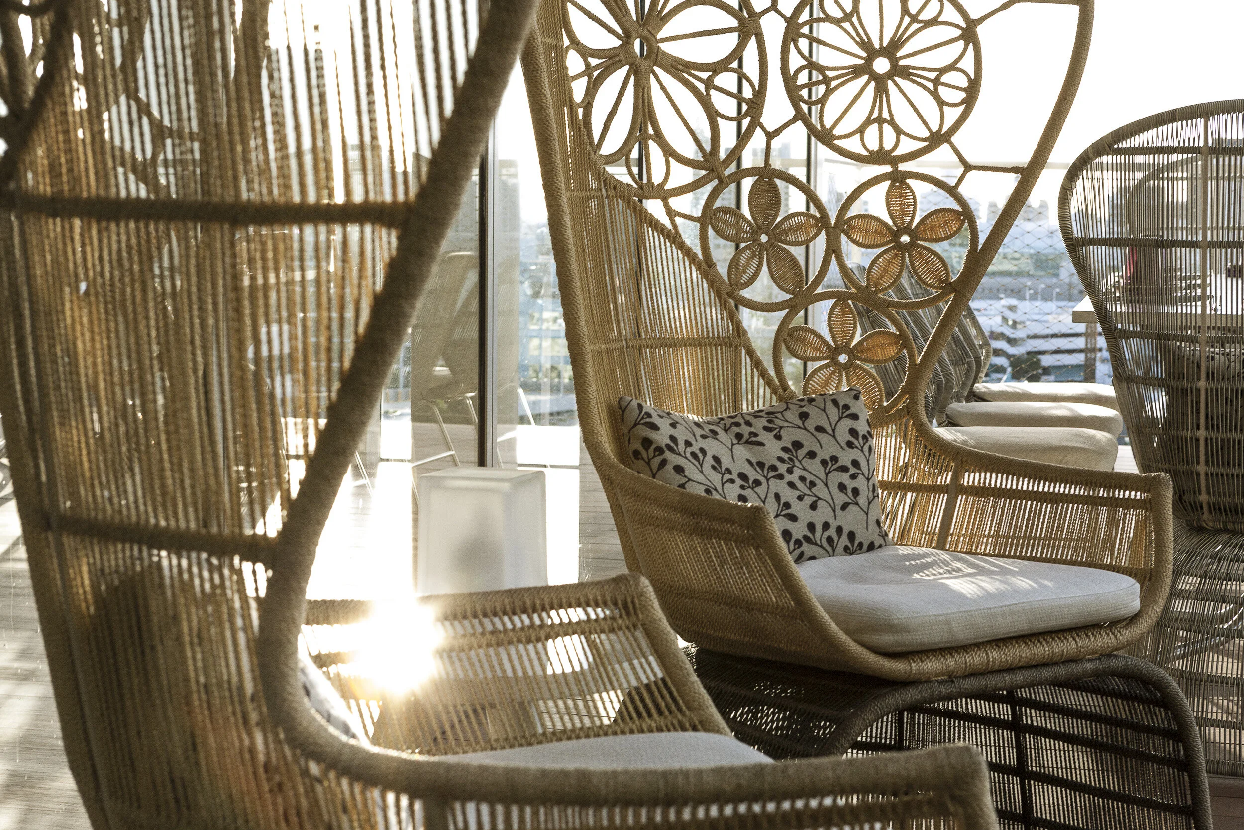 Alejandro Barrios Carrero Interiors Juvia Restaurant Miami — MICHAEL ...