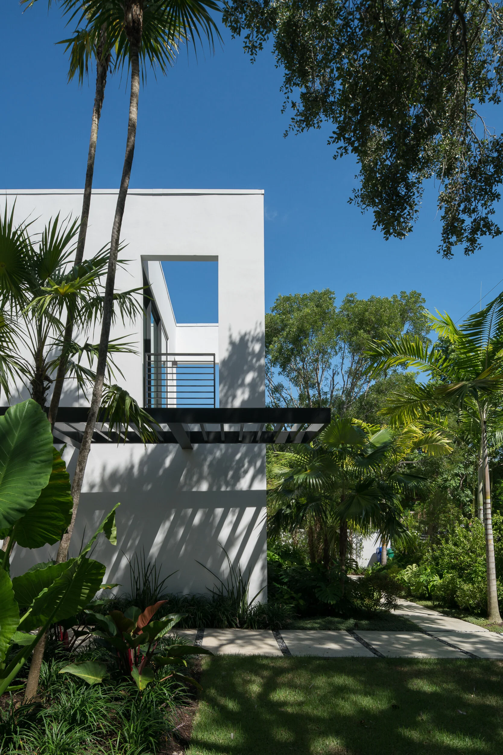 Berenblum Busch Architecture and photographed by Michael Stavaridis ...