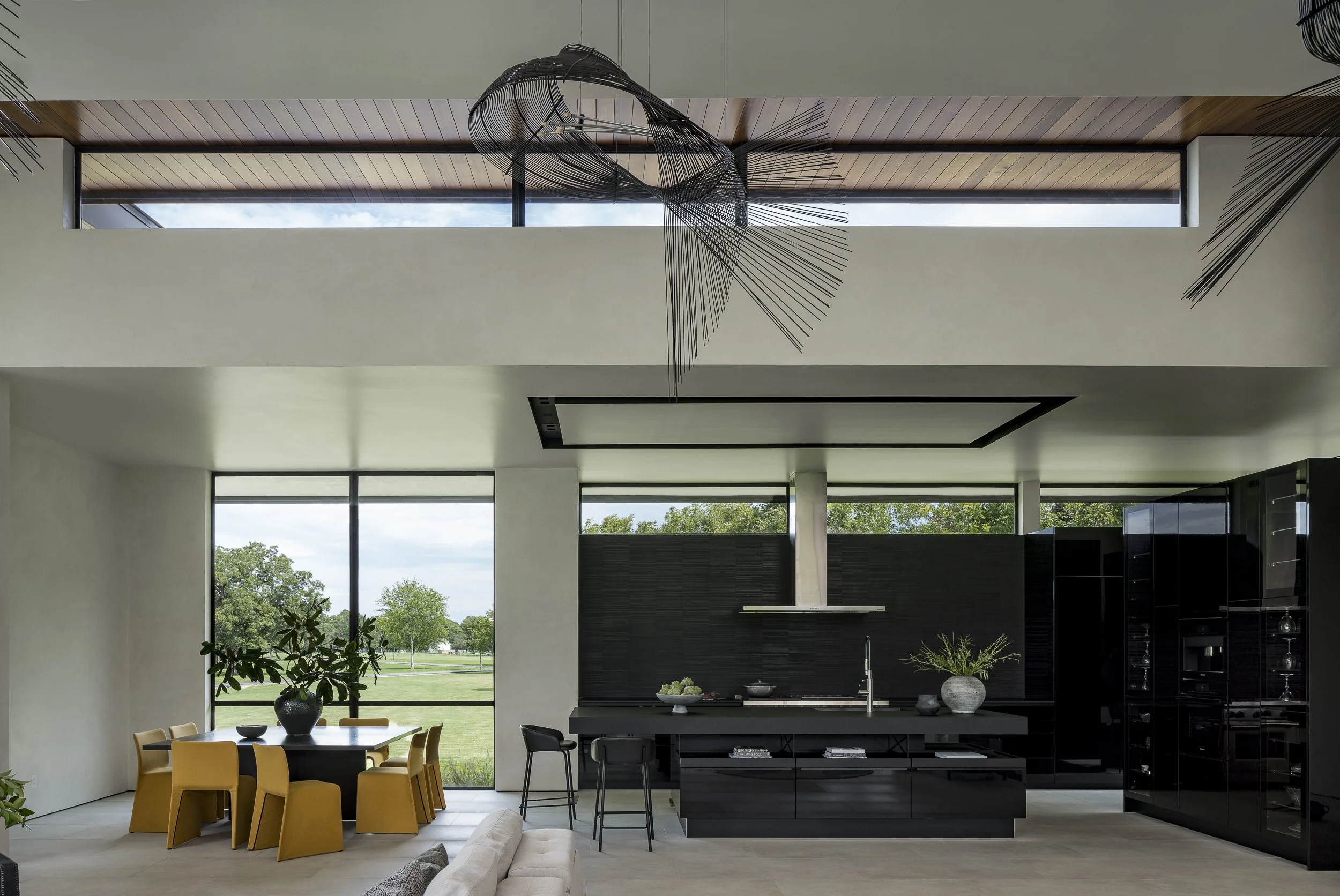 Houston ranch home designed by Nina Magon and LaRure Architects ...