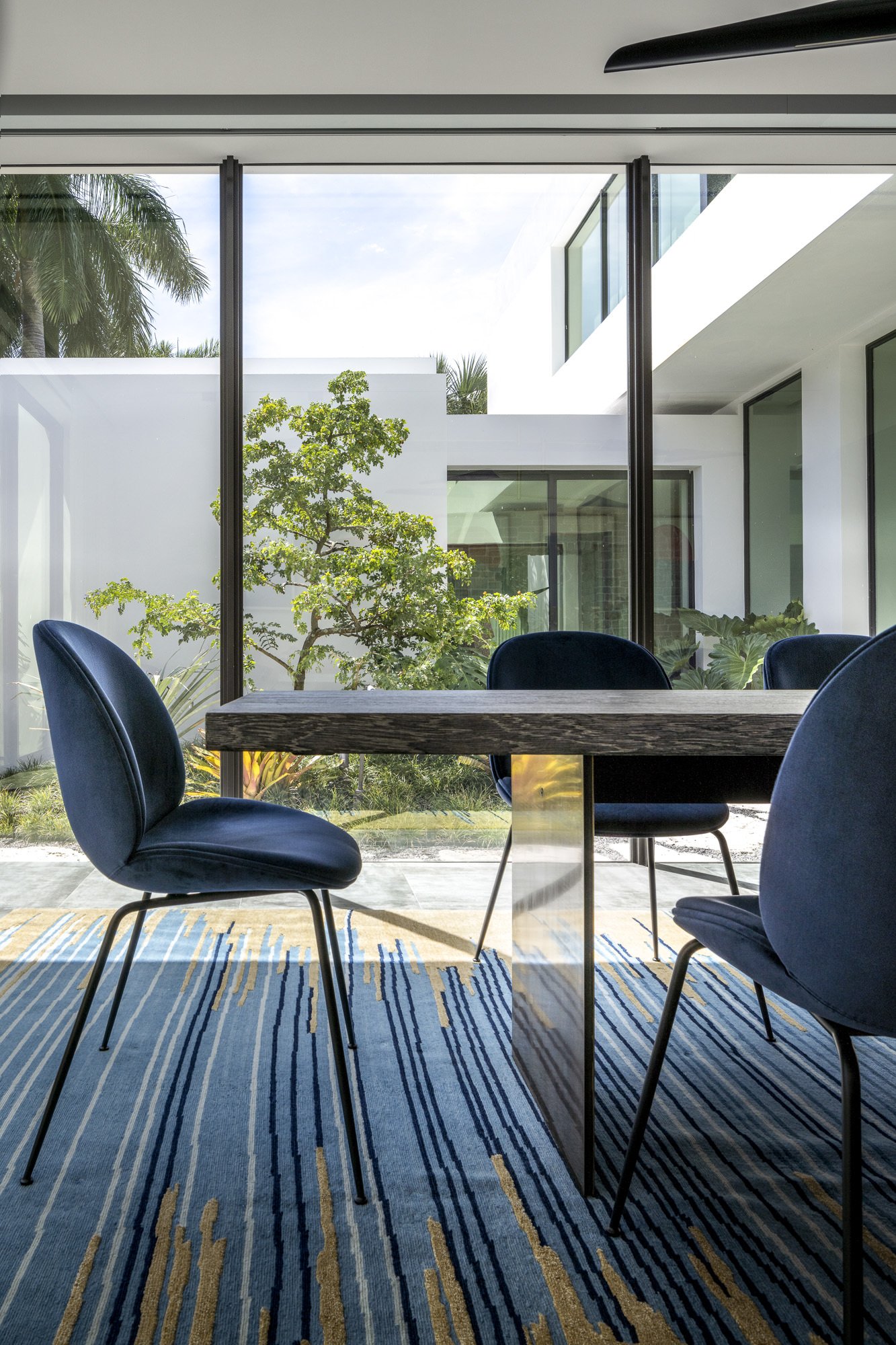 MICHAEL STAVARIDIS photographer