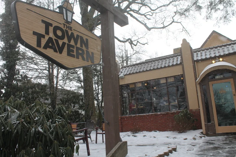Photo Gallery — Town Tavern Blowing Rock