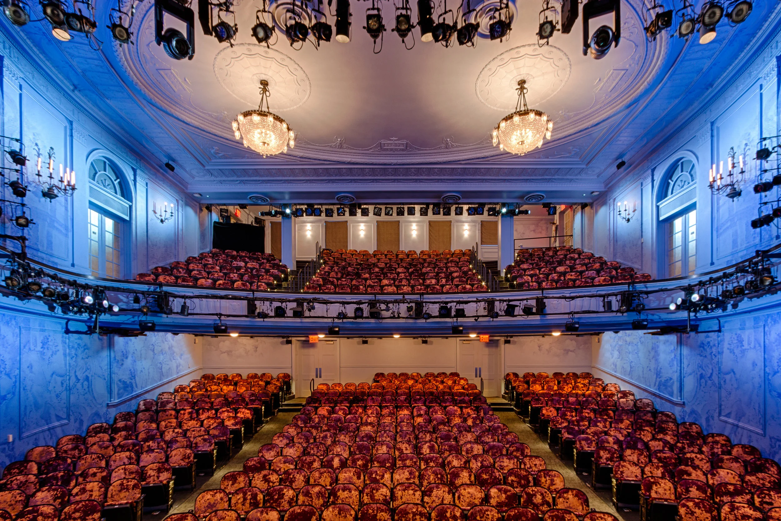 Entertainment Venues — Focus Lighting - Architectural Lighting Design