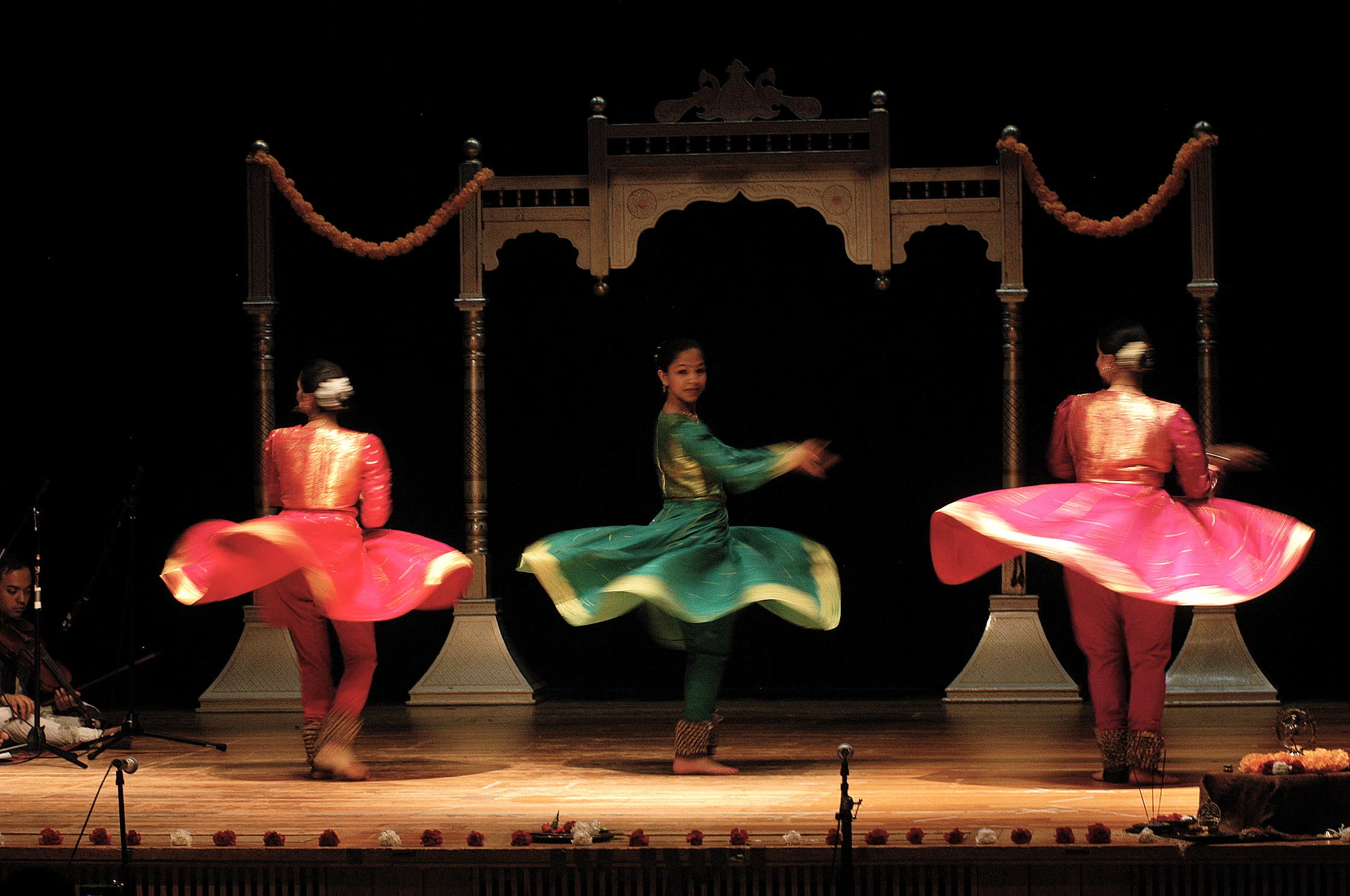 KATHAK DANCE — Academy of Creative Arts