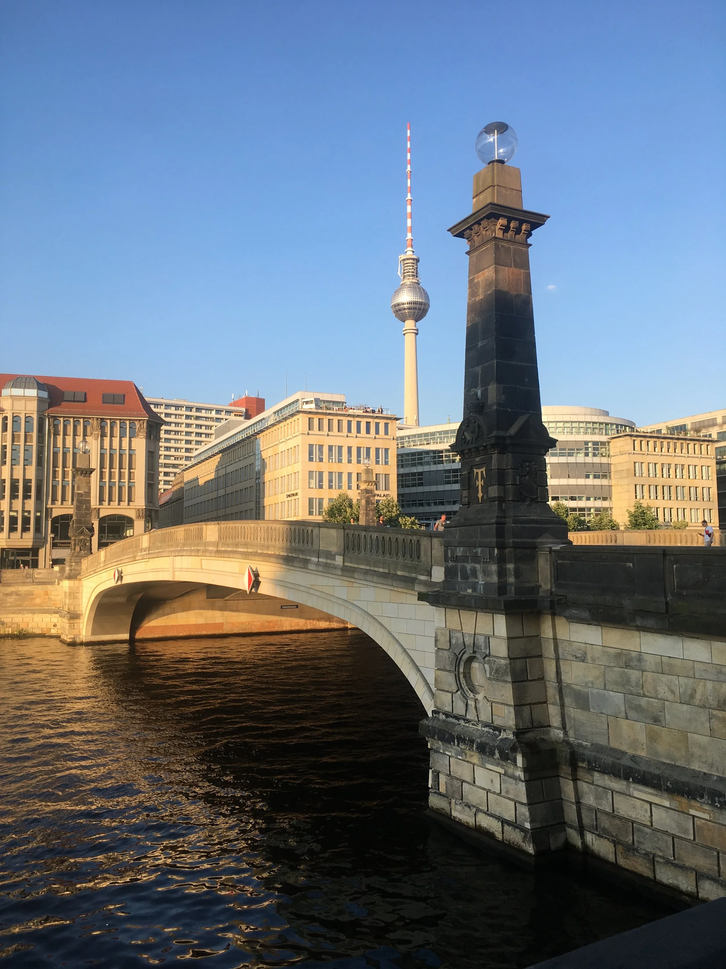 THE BERLIN CITY GUIDE - HOW TO SPEND 48 HOURS IN THE GERMAN CAPITAL ...