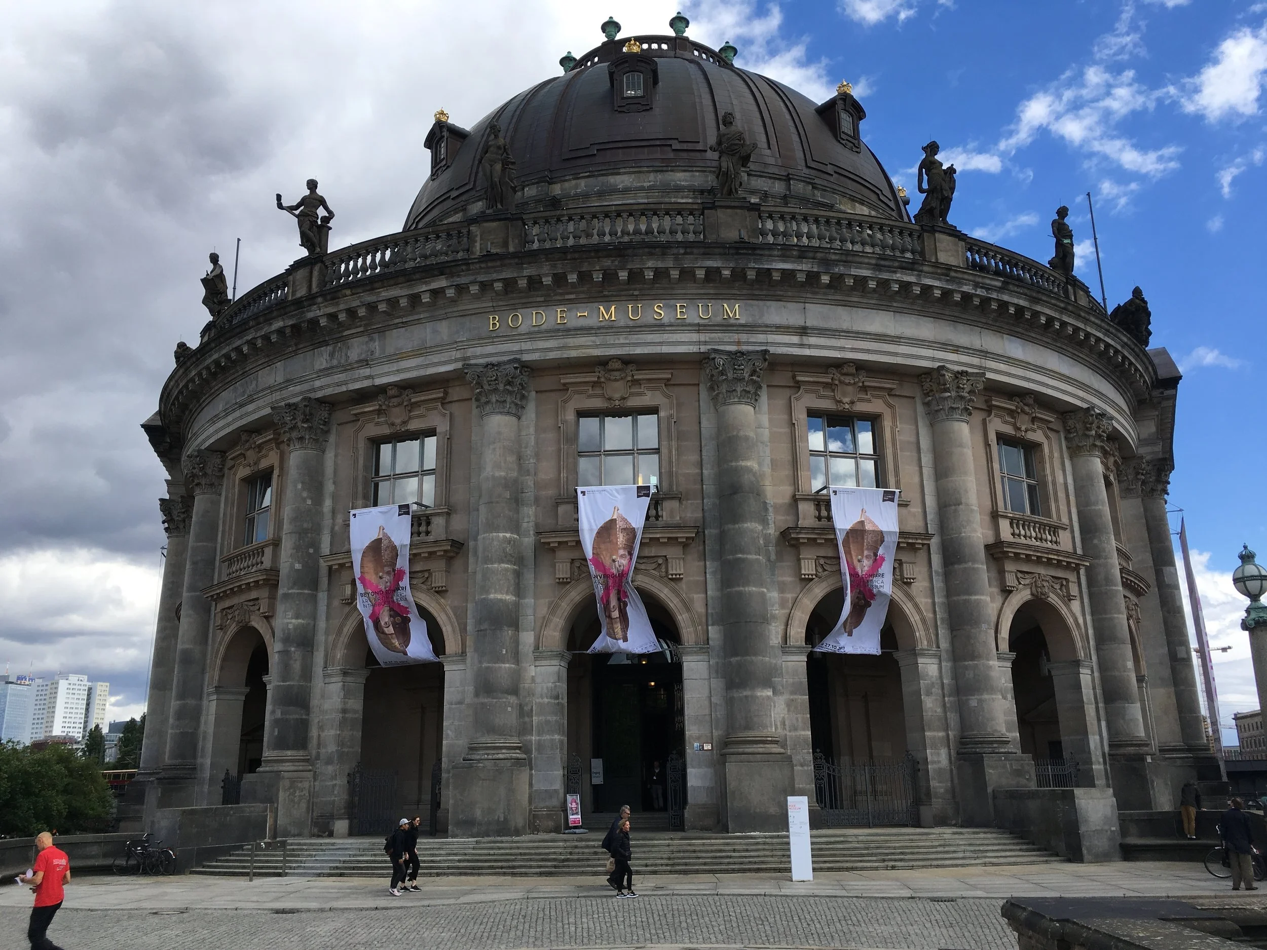 THE BERLIN CITY GUIDE - HOW TO SPEND 48 HOURS IN THE GERMAN CAPITAL ...