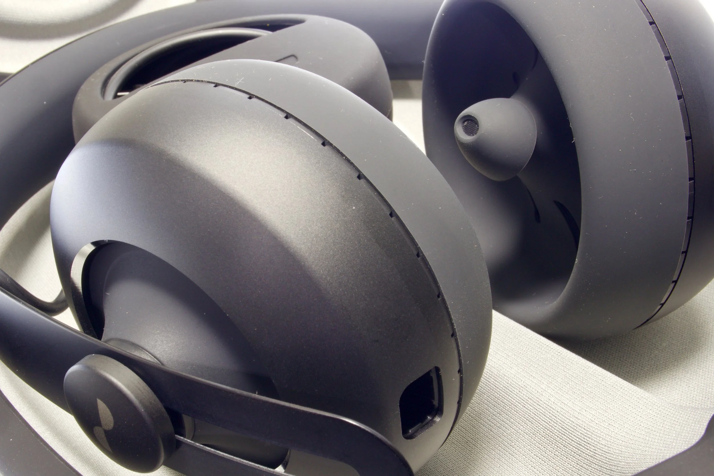 FirstLook: Nuraphone — LifewithTech