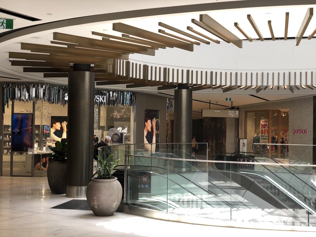 Westfield Newmarket — Tracklok