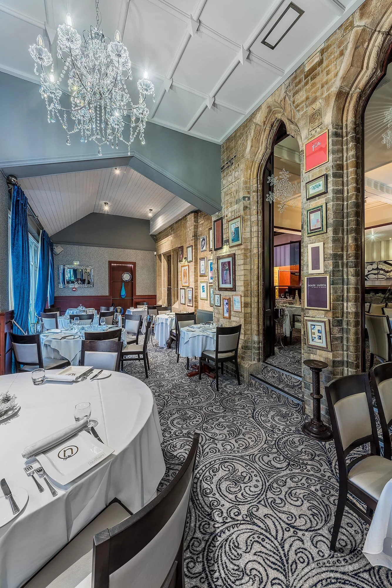 Bars & Restaurant interior photography by Lisa Lee Photography