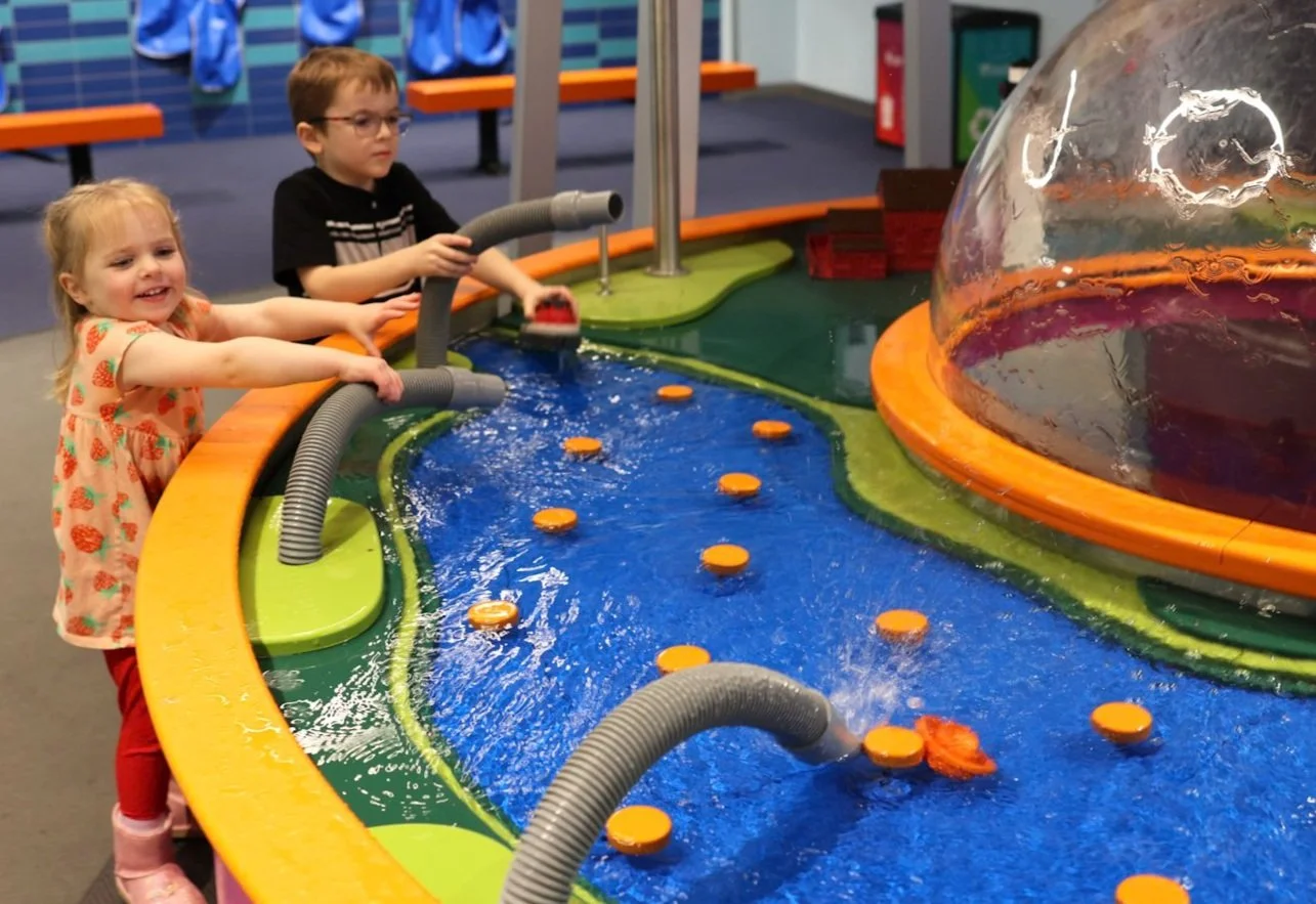 expERIEnce Children's Museum Water Table — Boss Display
