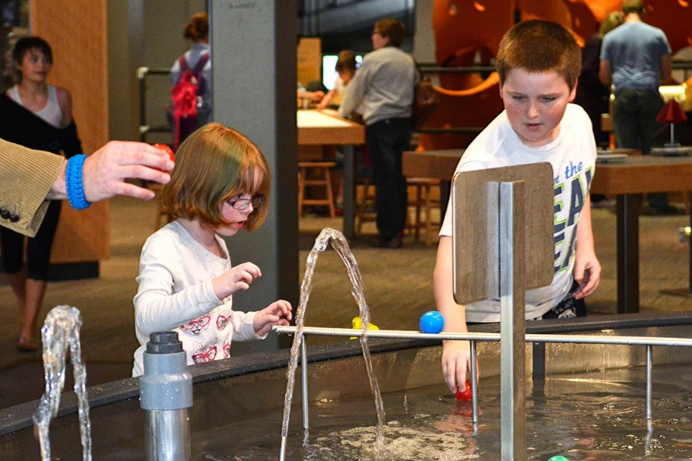 Mid America Science Museum - Fluid Motion Water Tower — Boss Display