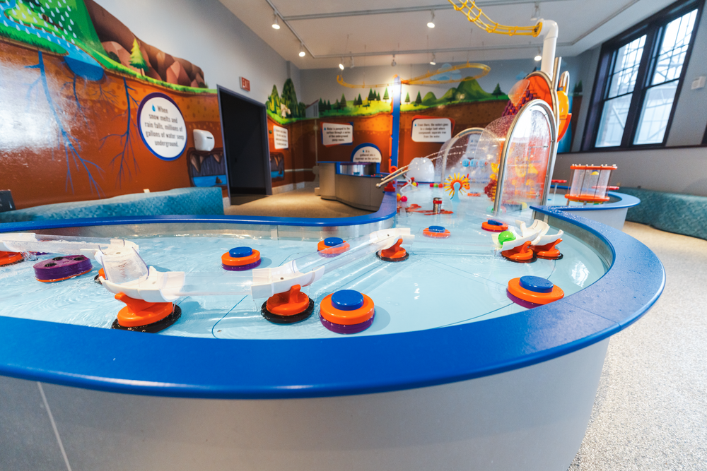 Kirby Science Center at Washington Pavilion — Boss Display