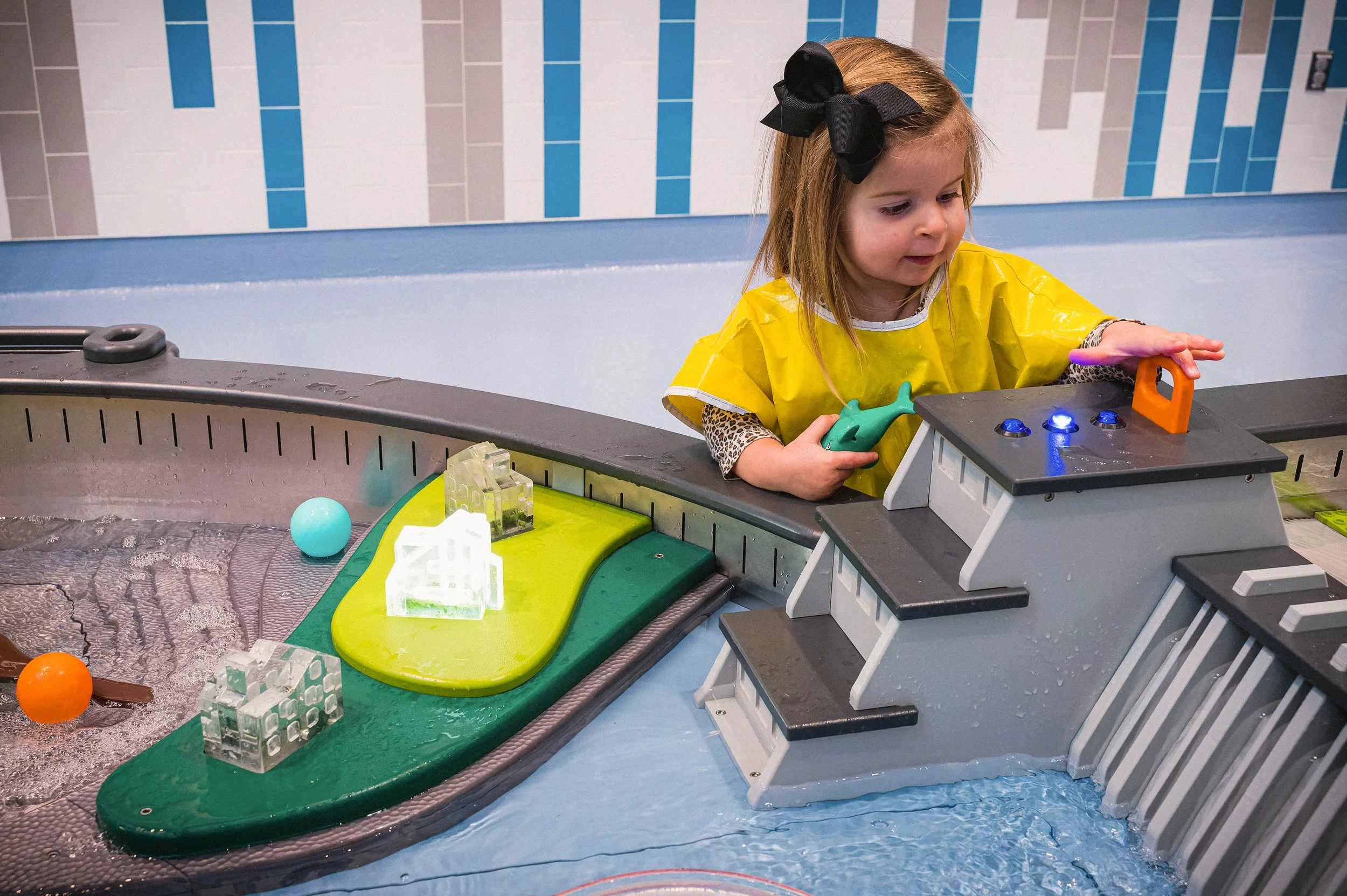 Water Everywhere - Sloan Museum of Discovery — Boss Display