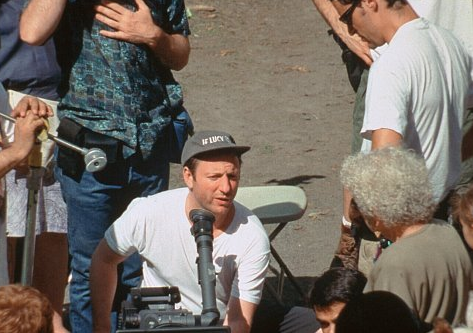 @Mrericschaeffer: Role of any artist in society is to unify people