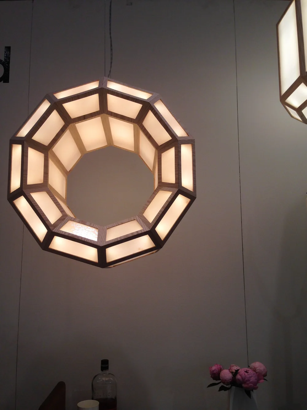 EVERYTHING IS ILLUMINATED: EXTROARDINARY LIGHTING FROM THE COOL KIDS AT ...