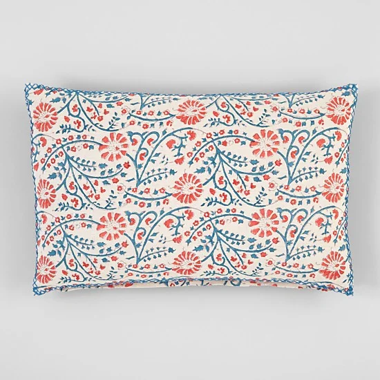 THE FALL BACK: A ROUND UP OF 14 UNIQUE THROW PILLOWS TO COZY UP TO ...