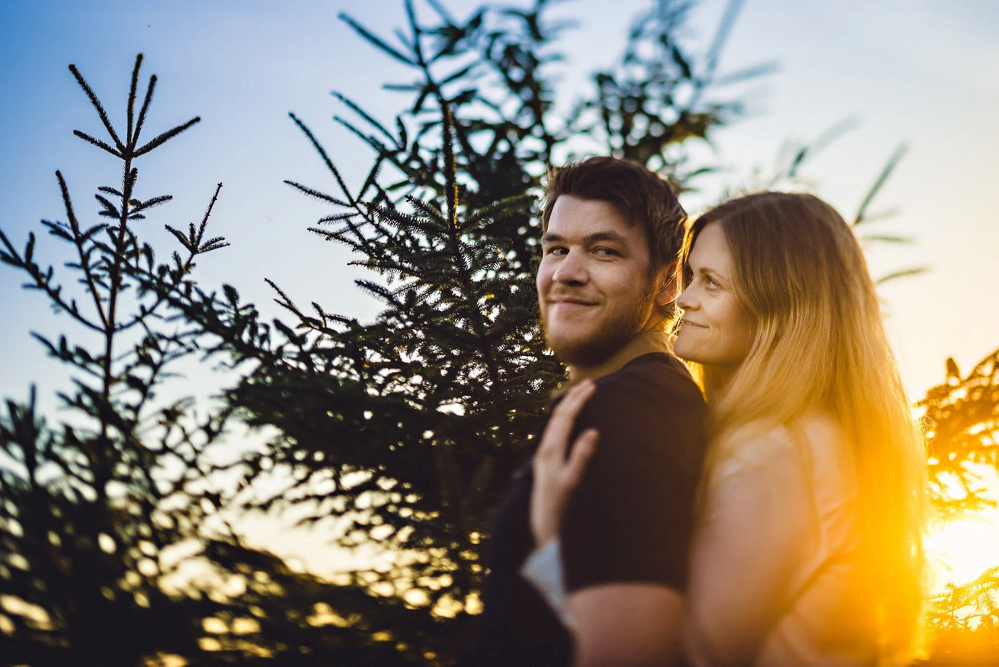 Bryllup på Solastranden Gård med utendørs vielse - Bryllupsfotograf ...