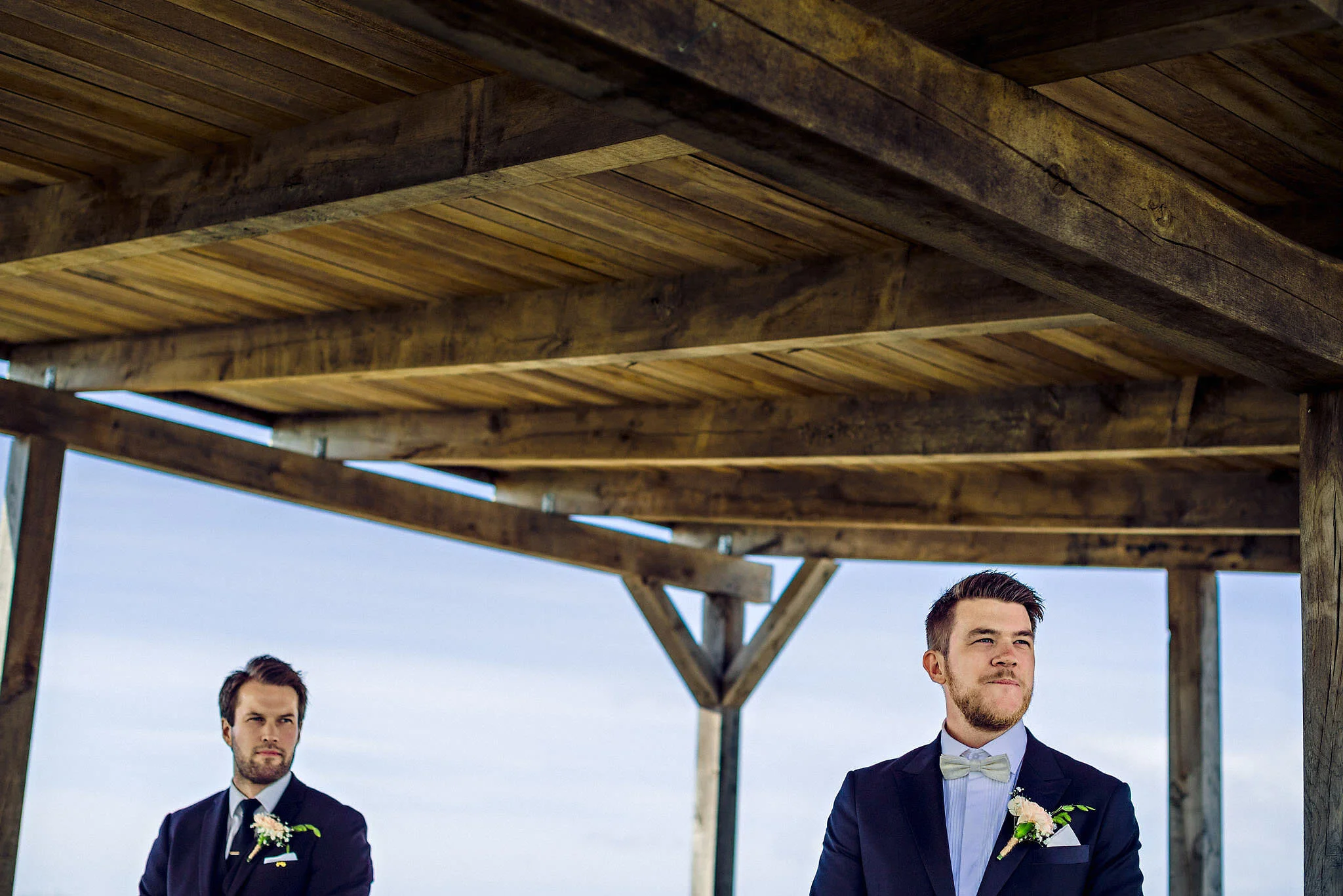 Bryllup på Solastranden Gård med utendørs vielse - Bryllupsfotograf ...