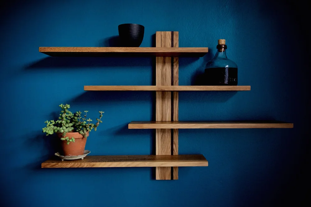 Håndlavet bæredygtigt inventar i genbrugstræ - Dansk design