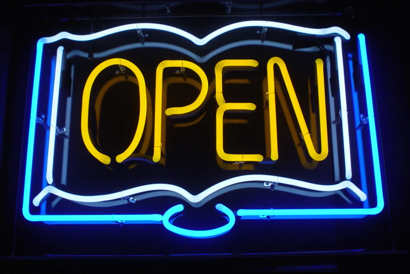 Lettering & Graphics — Aargon Neon