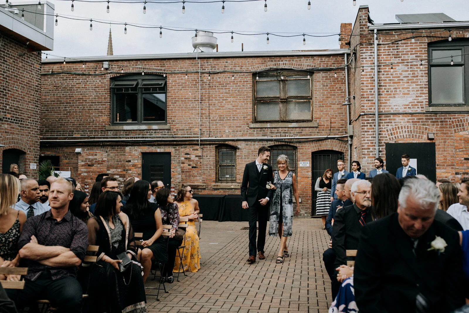 The Fort Common - Outdoor wedding Victoria BC-Kim Jay Weddings ...