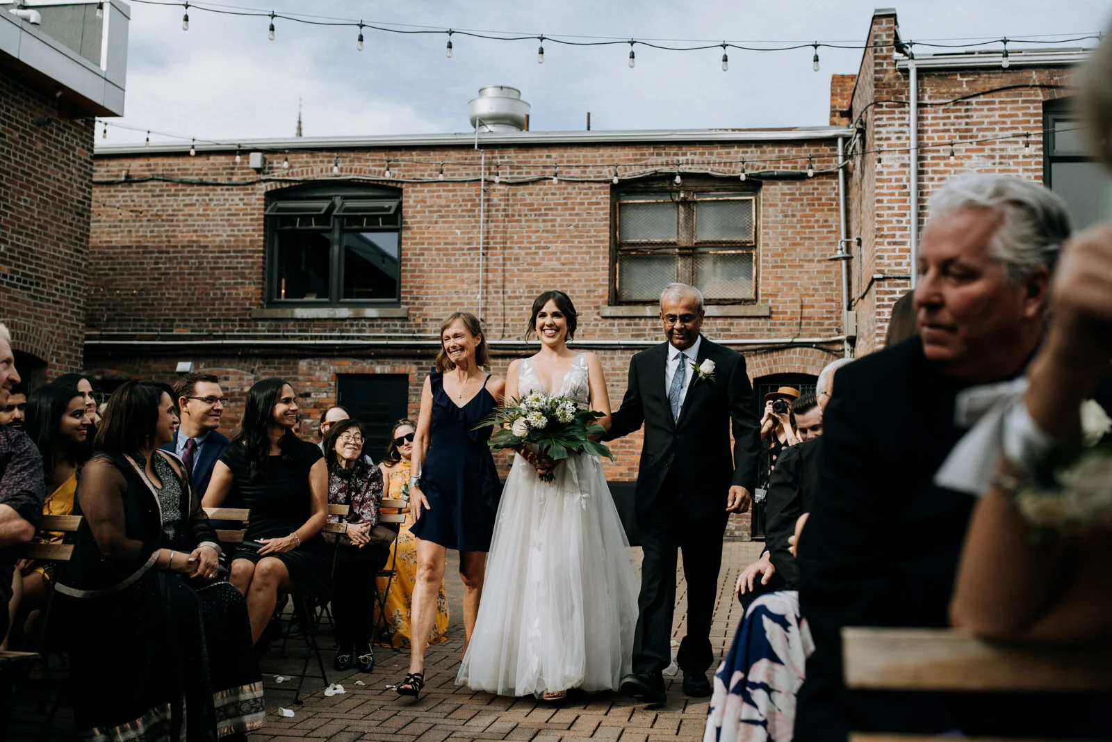 The Fort Common - Outdoor wedding Victoria BC-Kim Jay Weddings ...