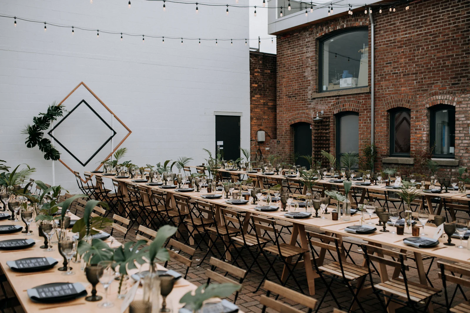 The Fort Common - Outdoor wedding Victoria BC-Kim Jay Weddings ...