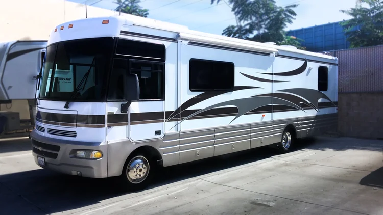 Best RV Graphics | Expert Design — Grafix Systems