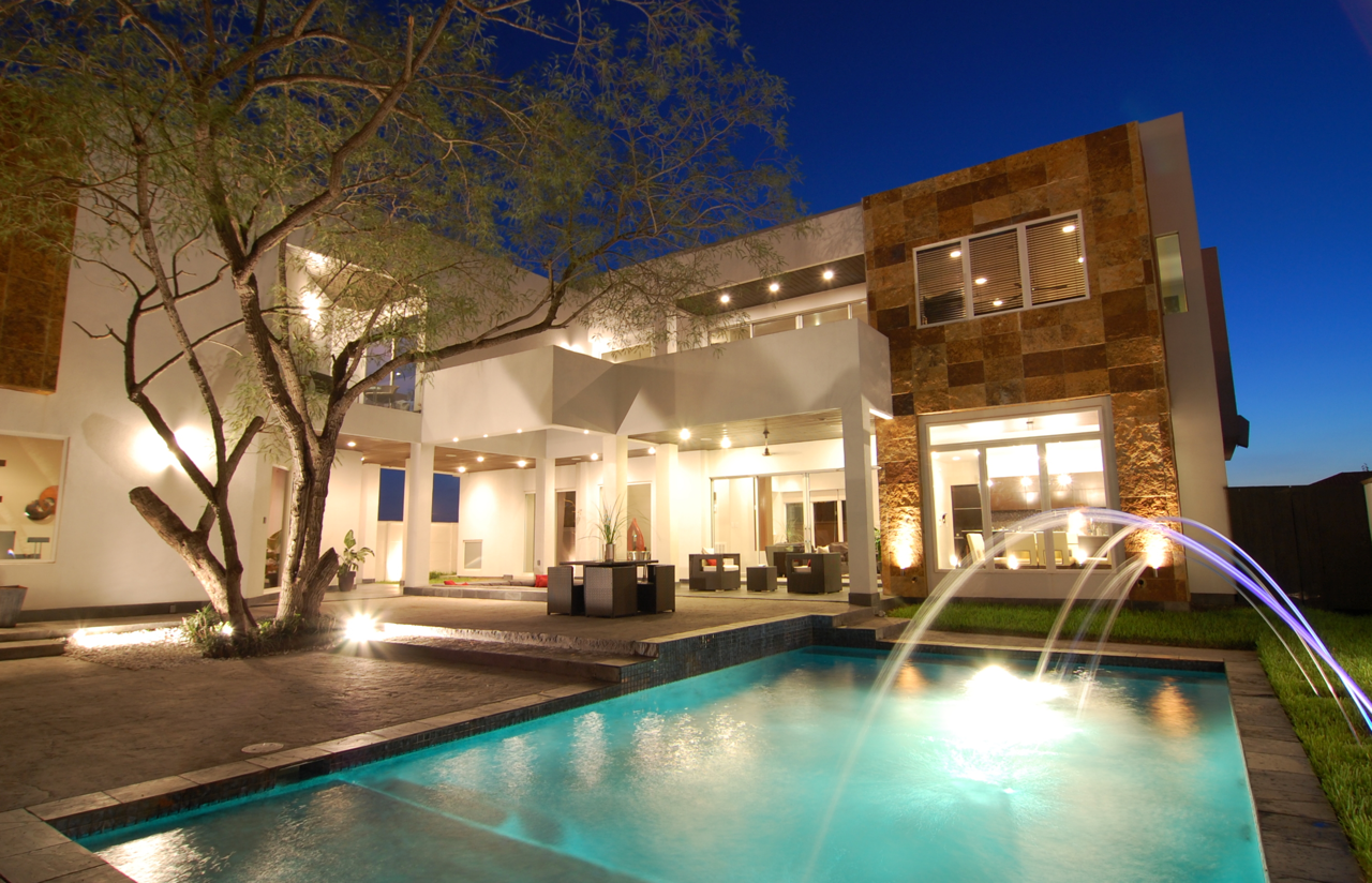 HOME AND COMMERCIAL DESIGNS, LLC.