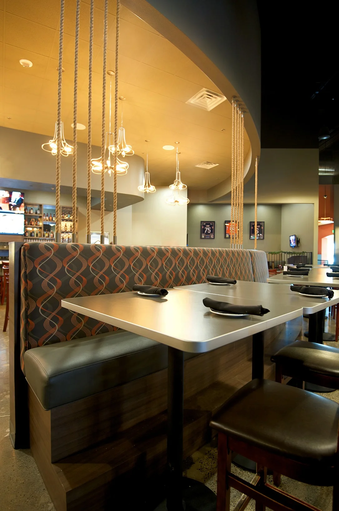 ASR Restaurant + Lounge