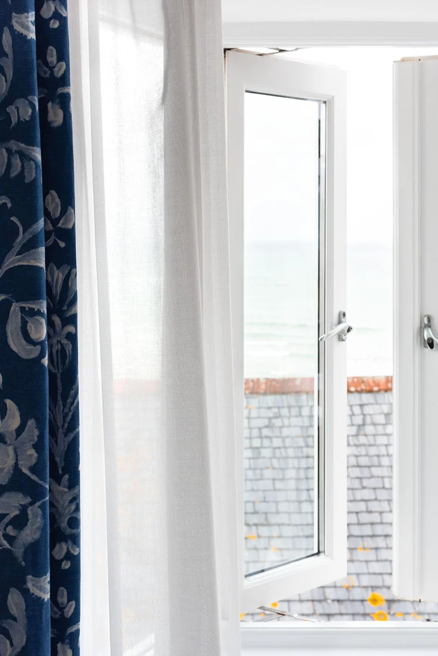 Hospitality — RENAE SMITH