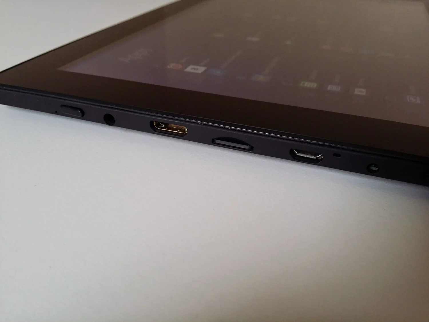 Linx 10 Review: Ultra affordable Full Windows 8.1 Tablet review ...