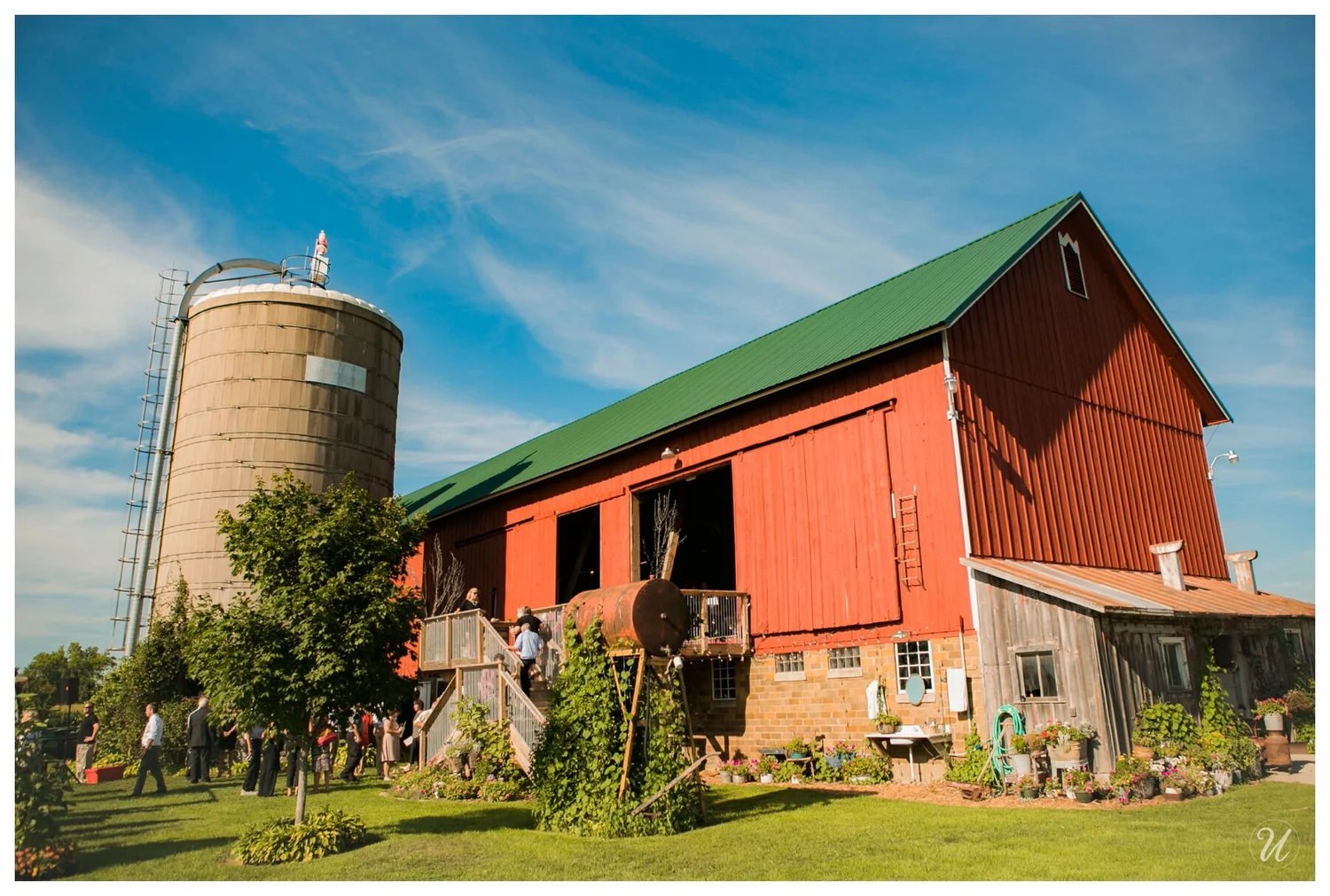 About — Bennett Barn - Wisconsin's Original and #1 Wedding Barn