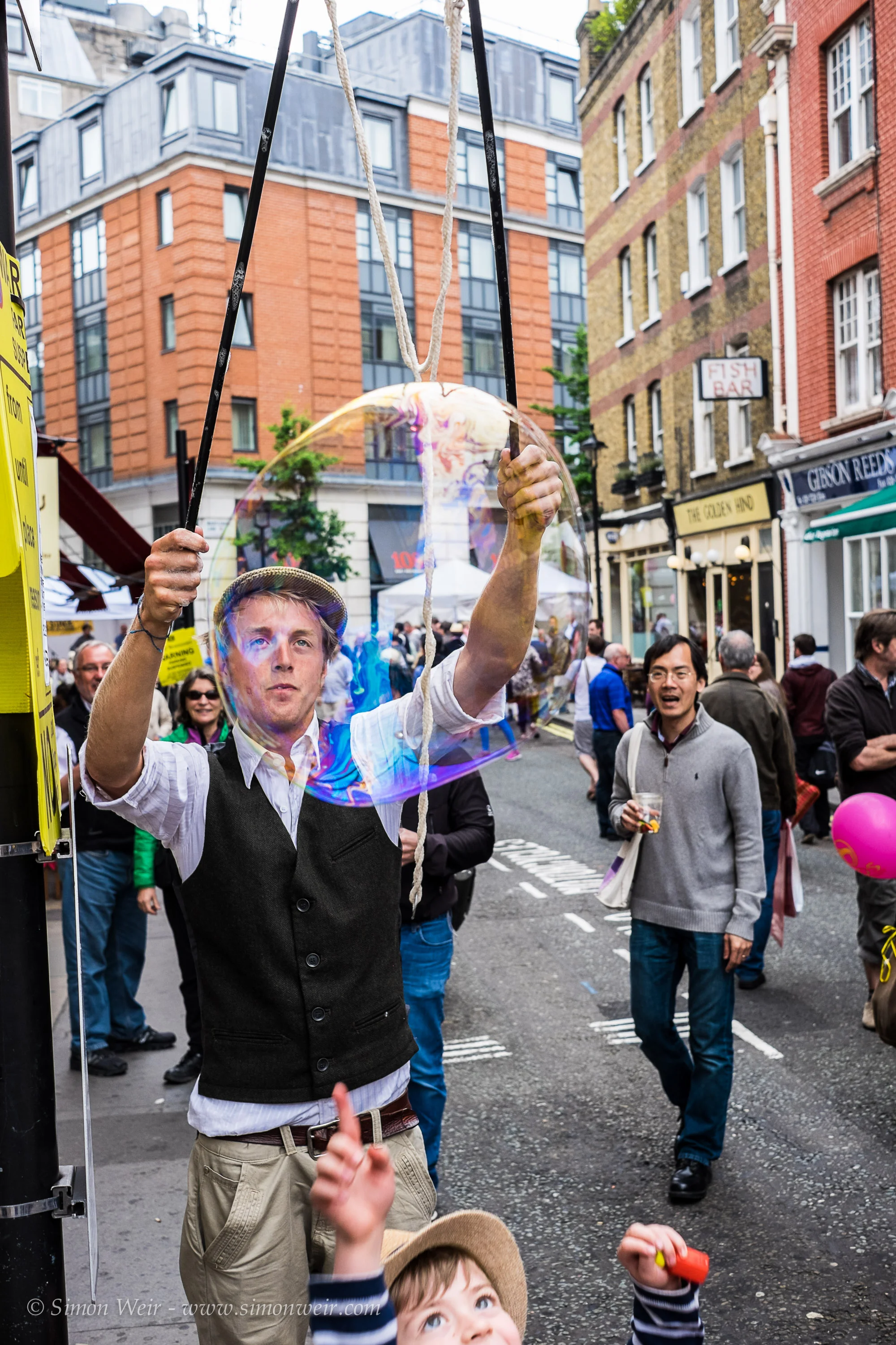 Bubbleologists — Circus Uncertainty