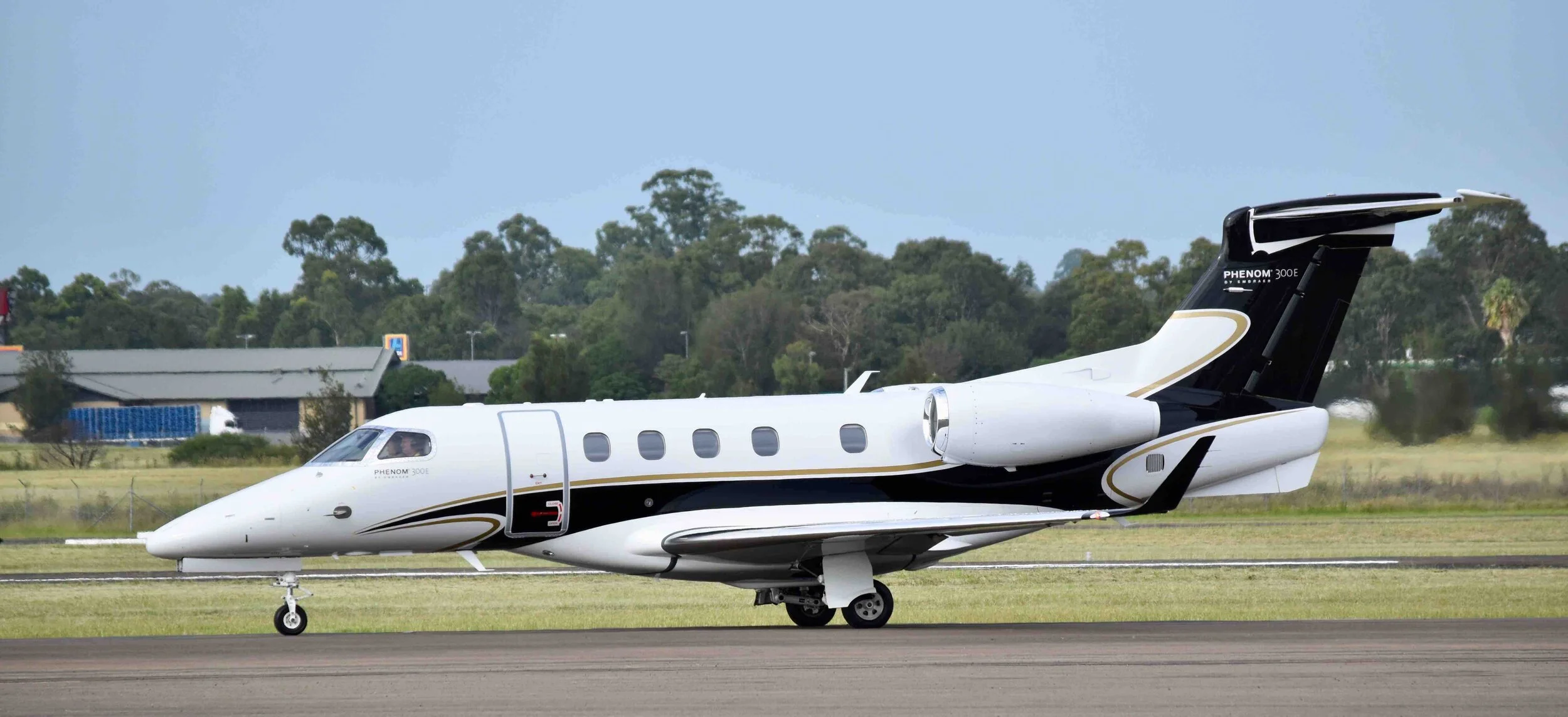PHENOM 300E — PACIFIC JETS