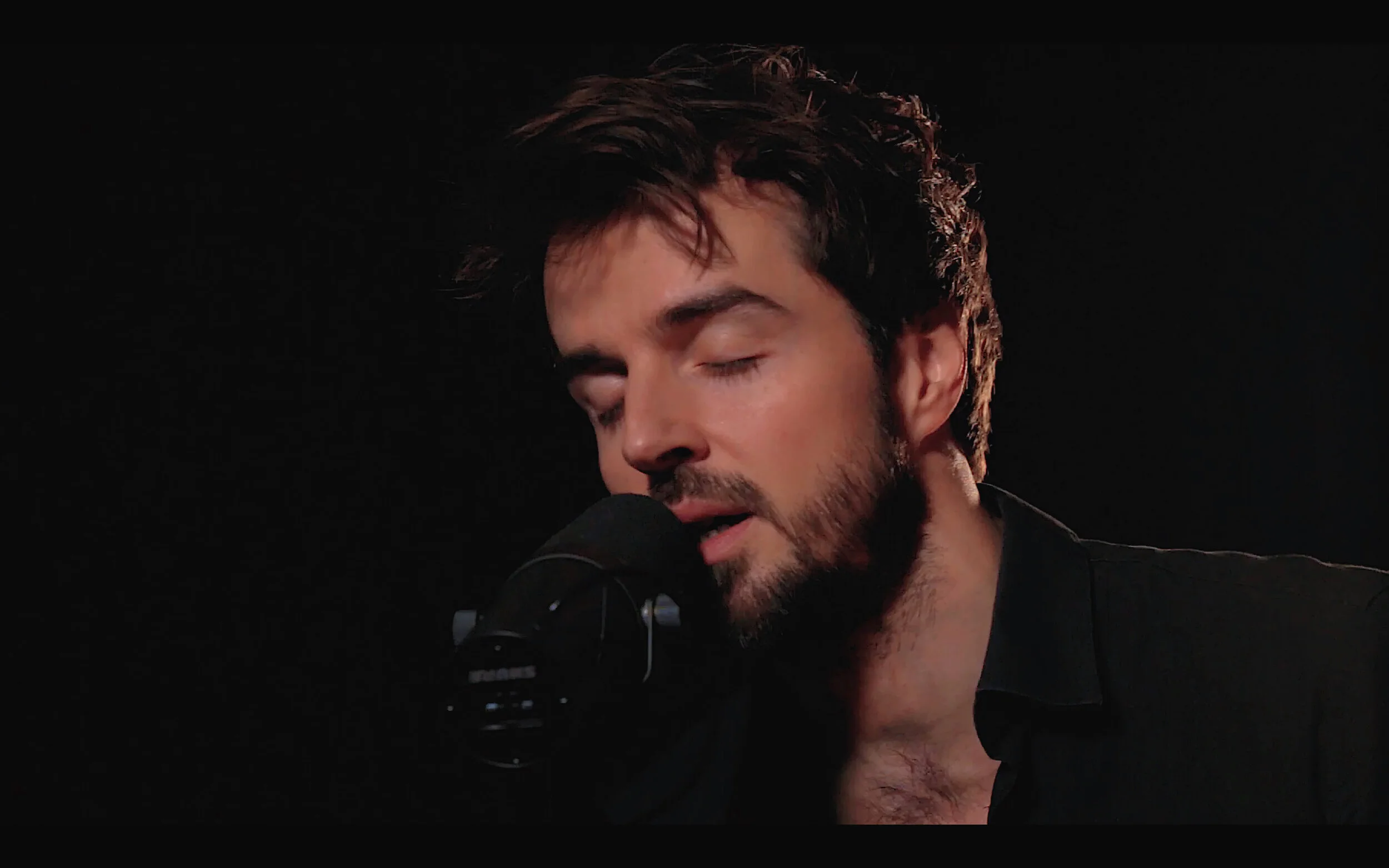 Maxim Vaga | Official Website | THIS LOVE Single OUT June 21 2024