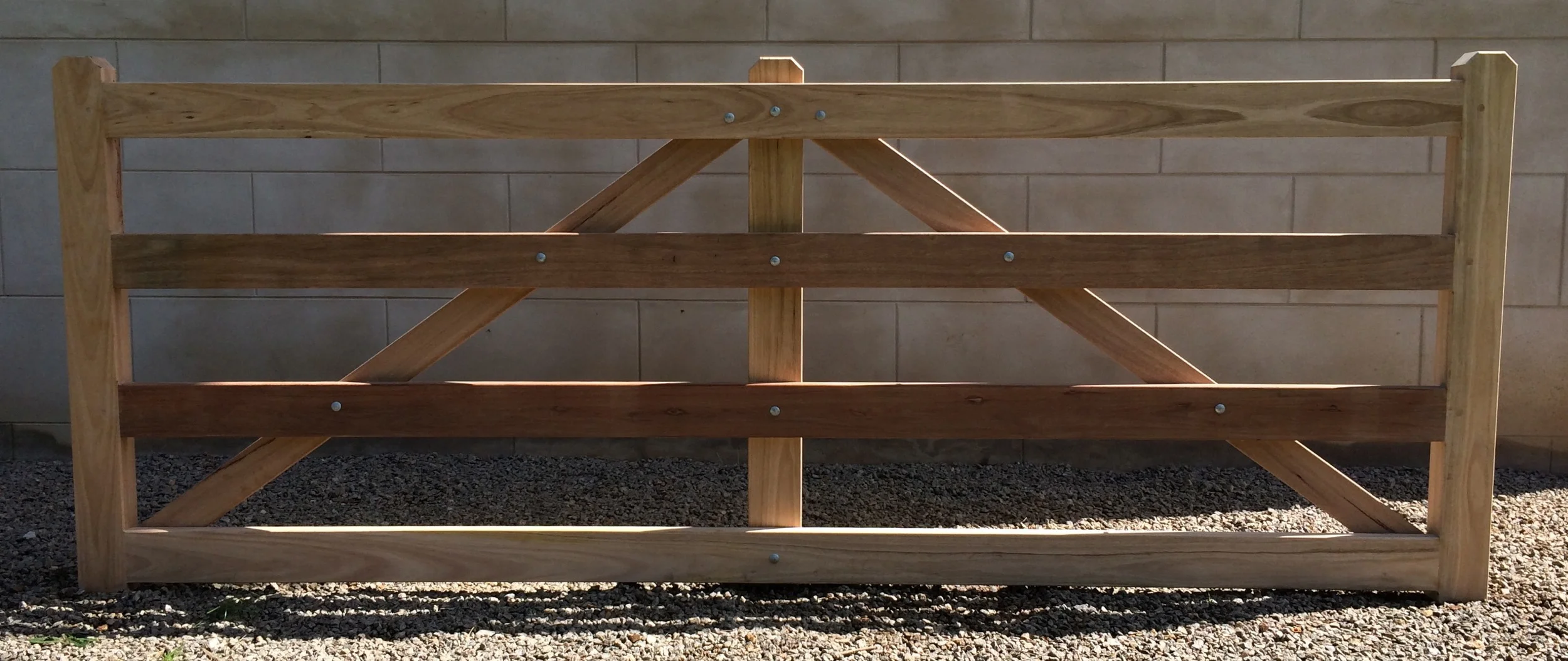 Automatic Timber Gates | Gate Motors | Gate Openers | DIY Gate Motors ...