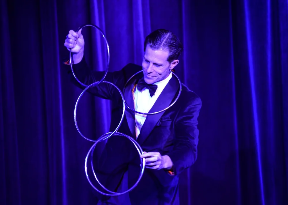 Atlanta Magic Theater Show - Close-up Magic & Stage Magic — Atlanta ...
