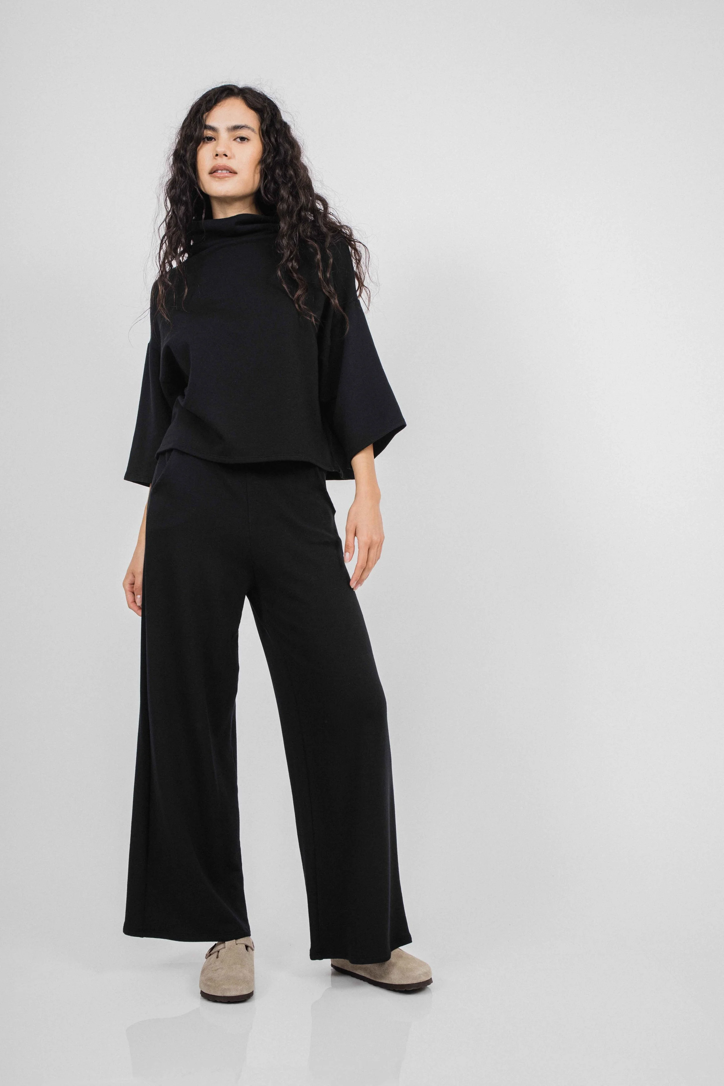 Bucket Sweater Corinne Collection bucket-sweater-corinne-collection