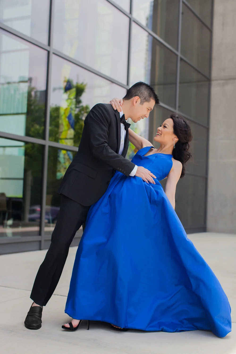 Dallas Arts District Engagement Session : Linh + Long — ESTHER H. STUDIO