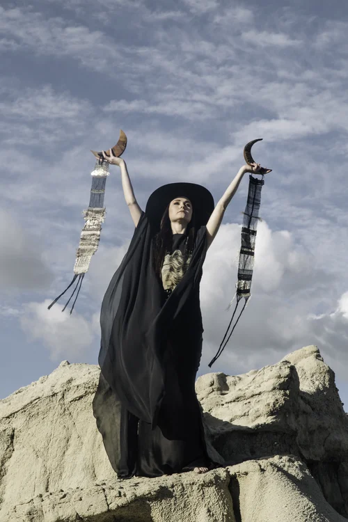 Silken Road — Prism of Threads