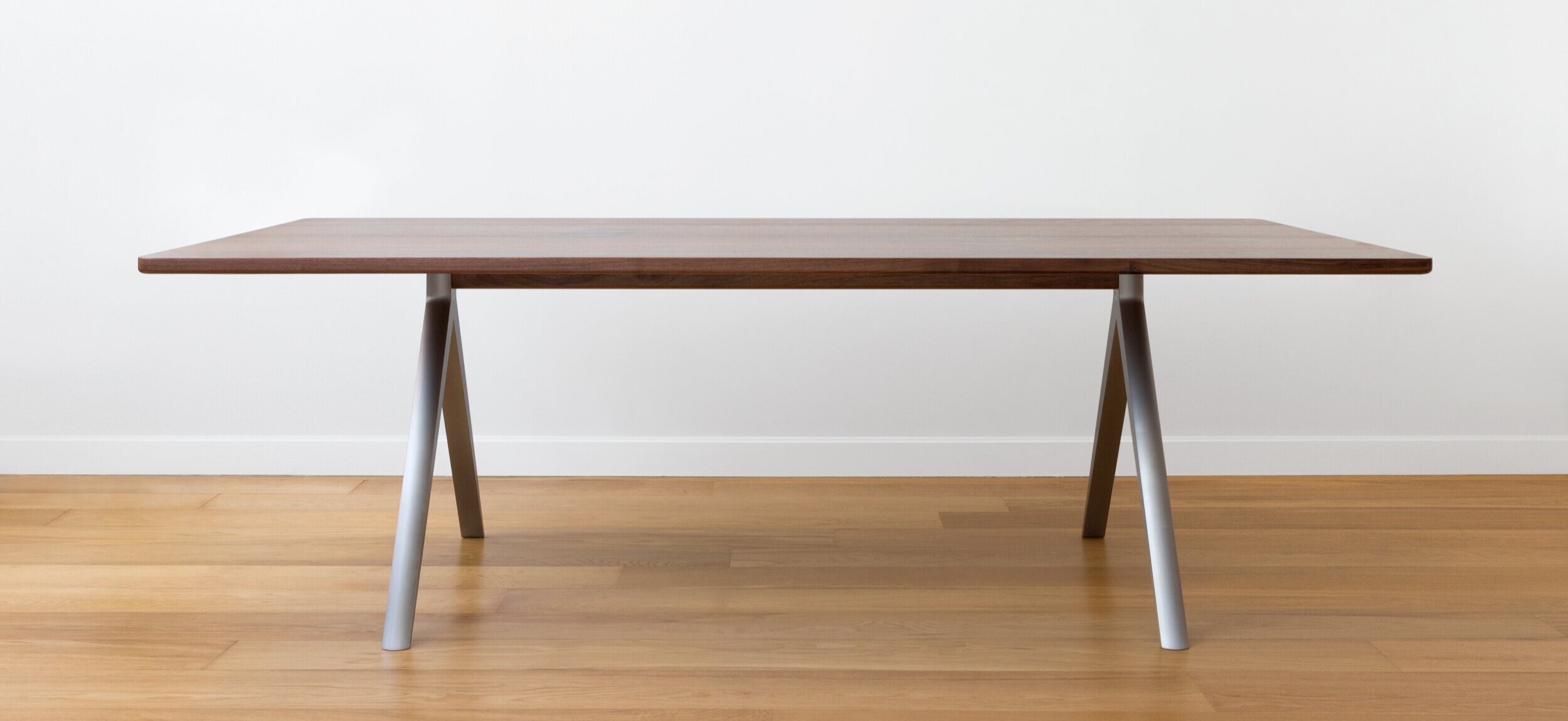 Piet Houtenbos | Desks & Tables