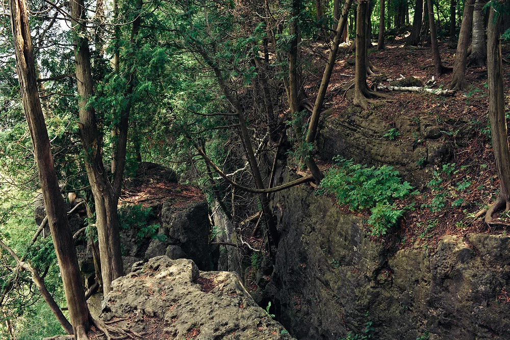 The Cliffs of Mount Nemo — Alan Li