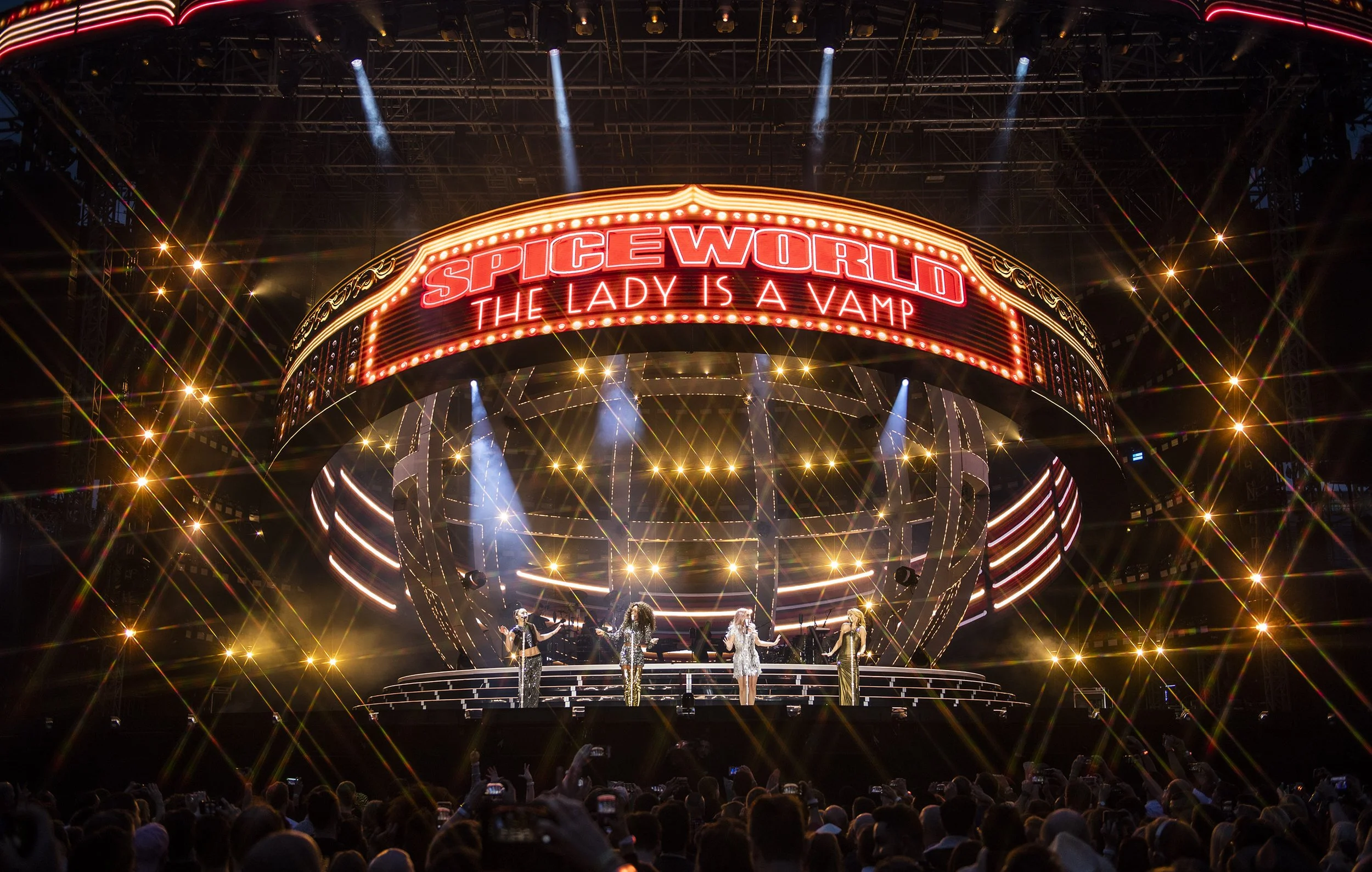 THE WHITECHAPEL WORKHOUSE