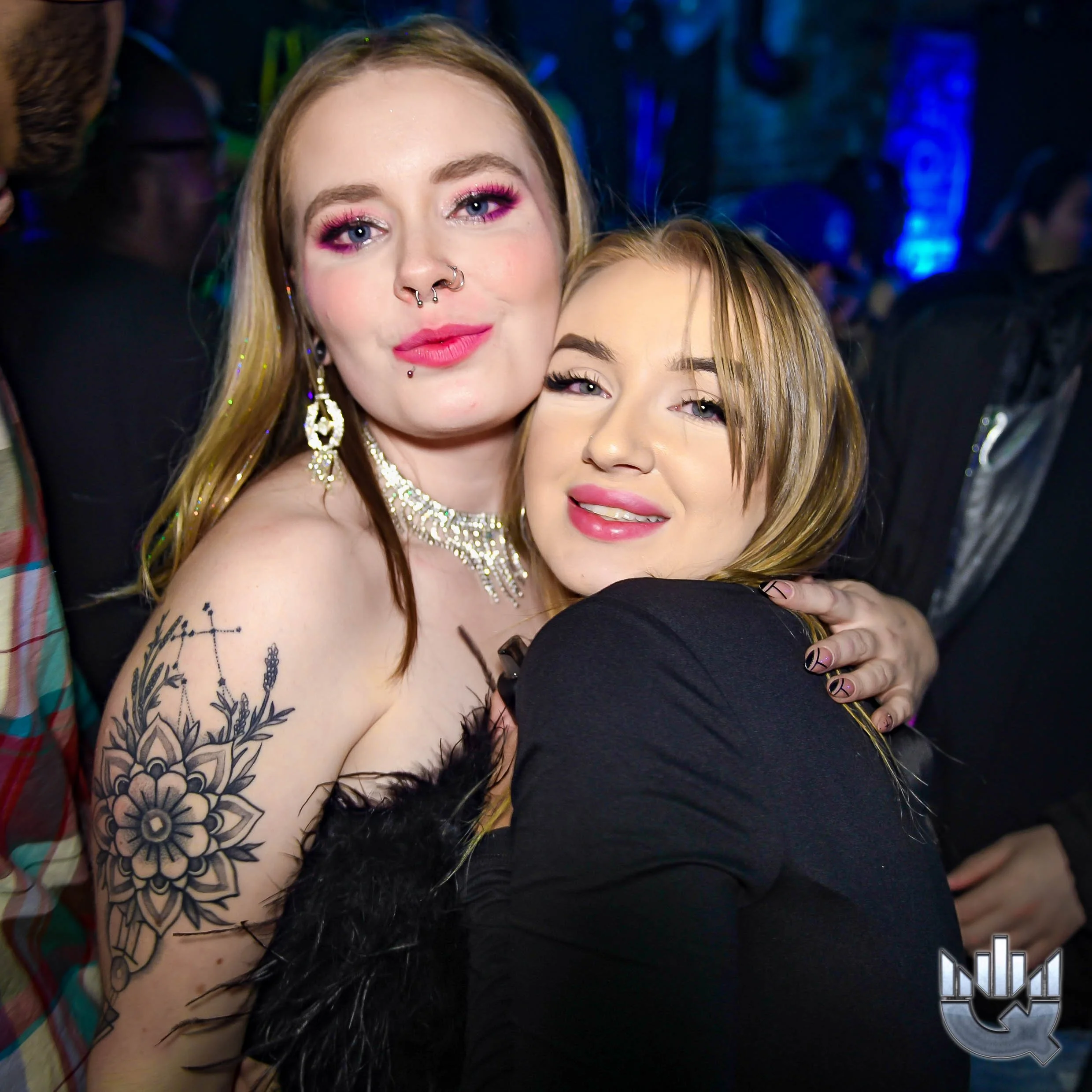 NIGHTCLUB — Queens