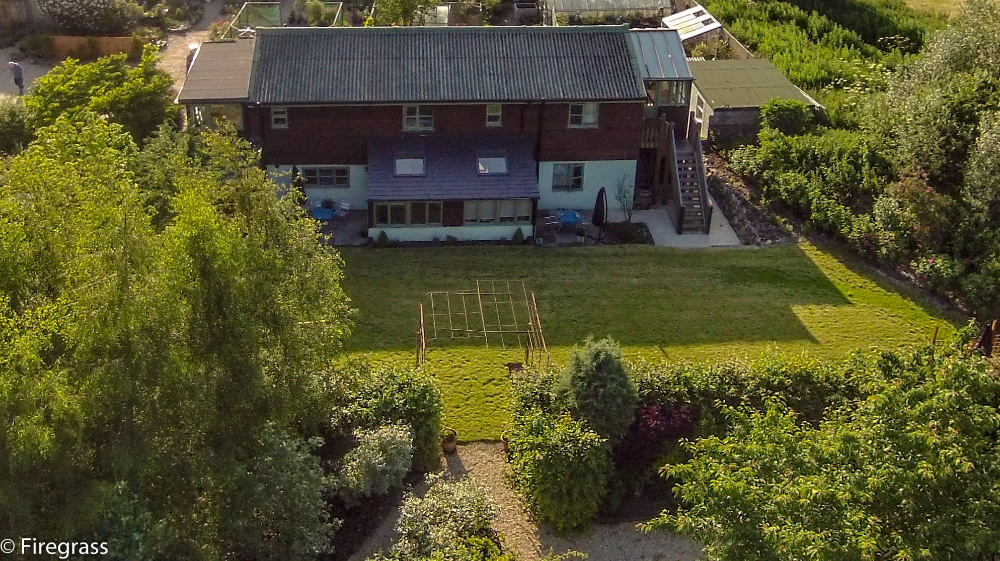 About — Buckerfields Barn